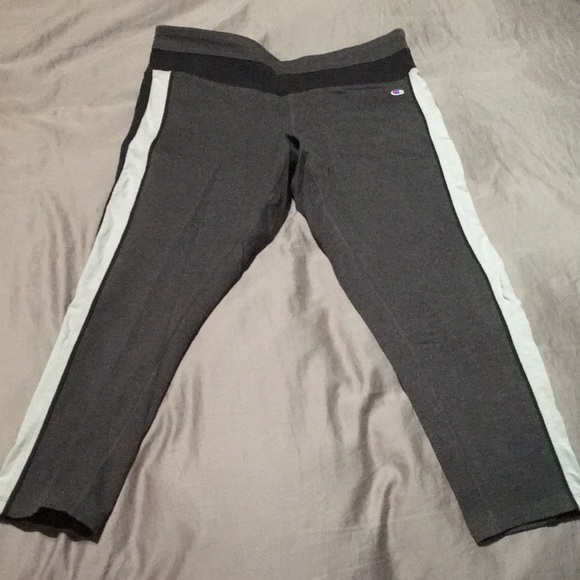 Champion | Pants & Jumpsuits | Champion Althetic Wear Capri Xl Gray ...